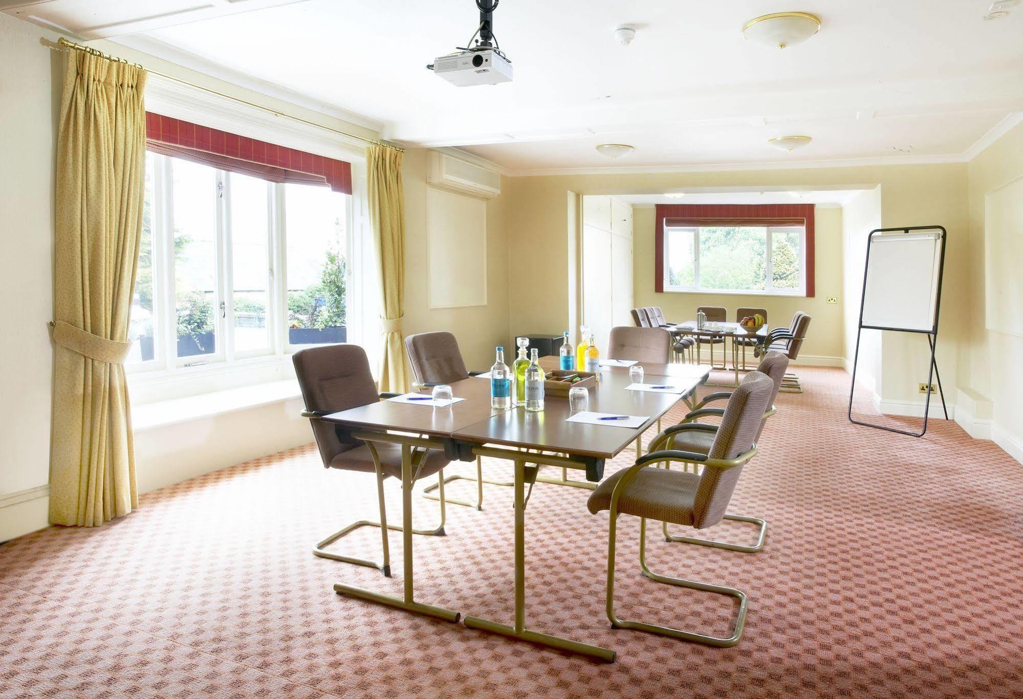THREE WAYS HOUSE HOTEL, BW SIGNATURE COLLECTION | ⋆⋆⋆ | CHIPPING ...